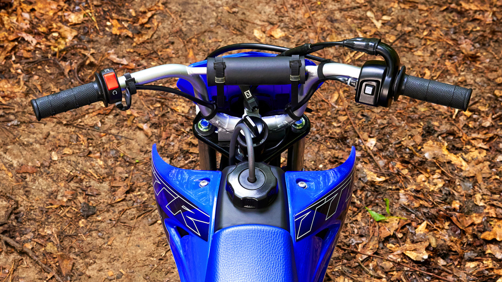 TT-R50 — Terenní — Motocykly — Yamaha Brno